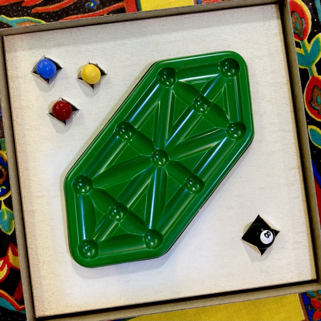 Vintage Corner the 8 Ball Game – WACKO Los Angeles